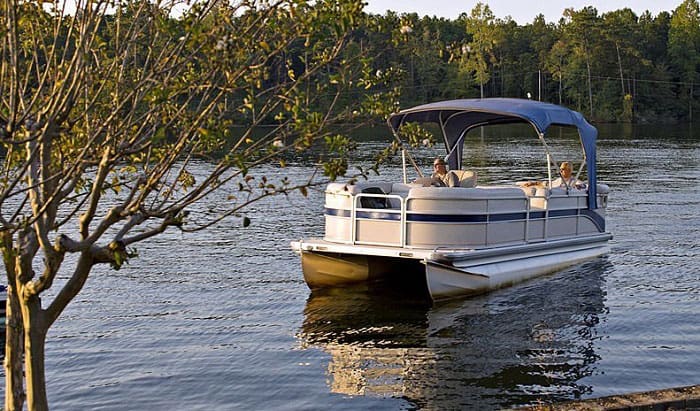 How Many People Can Fit on a Pontoon Boat? - Answered How Many People Can Fit on a Pontoon Boat? - Answered